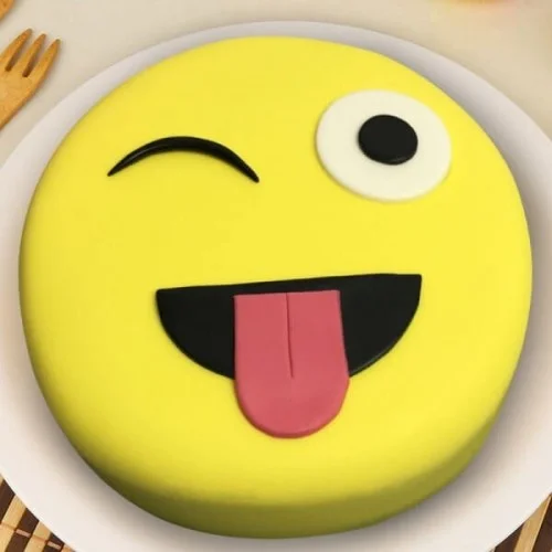 Online Crazy Face Smiley Fondant Cake Delivery in Noida | Cake Express ...