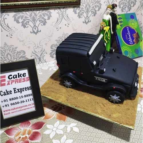 Mahindra Thar Fondant Cake - CE-01674 | Cake Express Noida